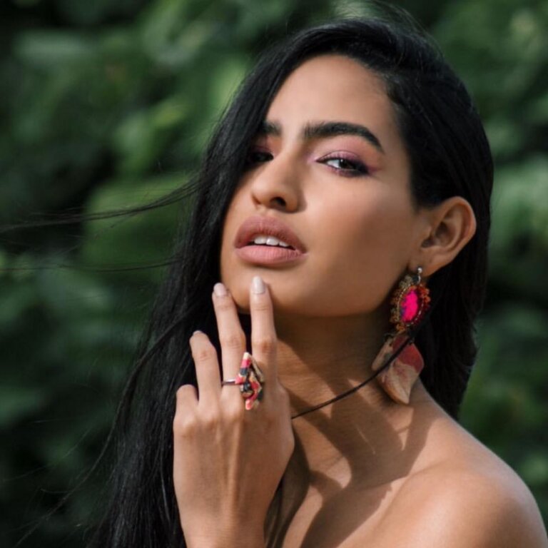 How To Date A Venezuelan Girl: All About Having A Venezuelan Girlfriend